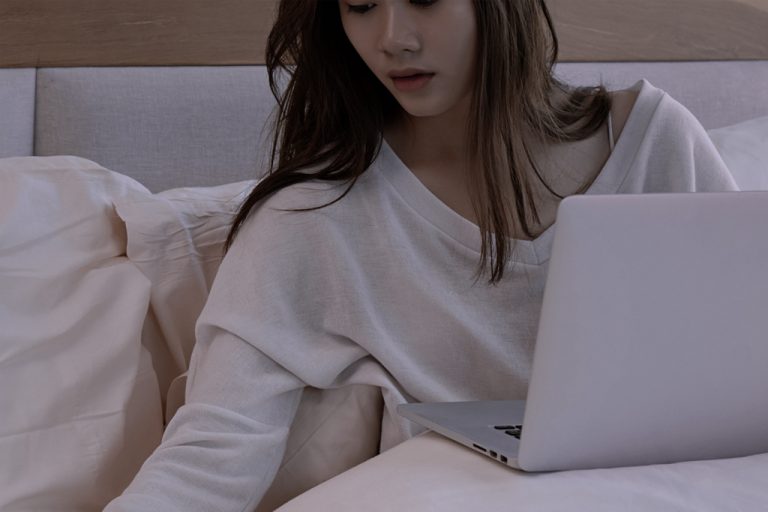 The Right to Disconnect | AB Commercial HR Solutions